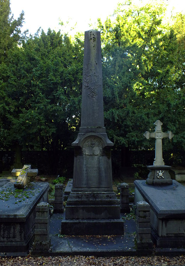 Bossche Encyclopedie | Grafmonument familie Van Gulick